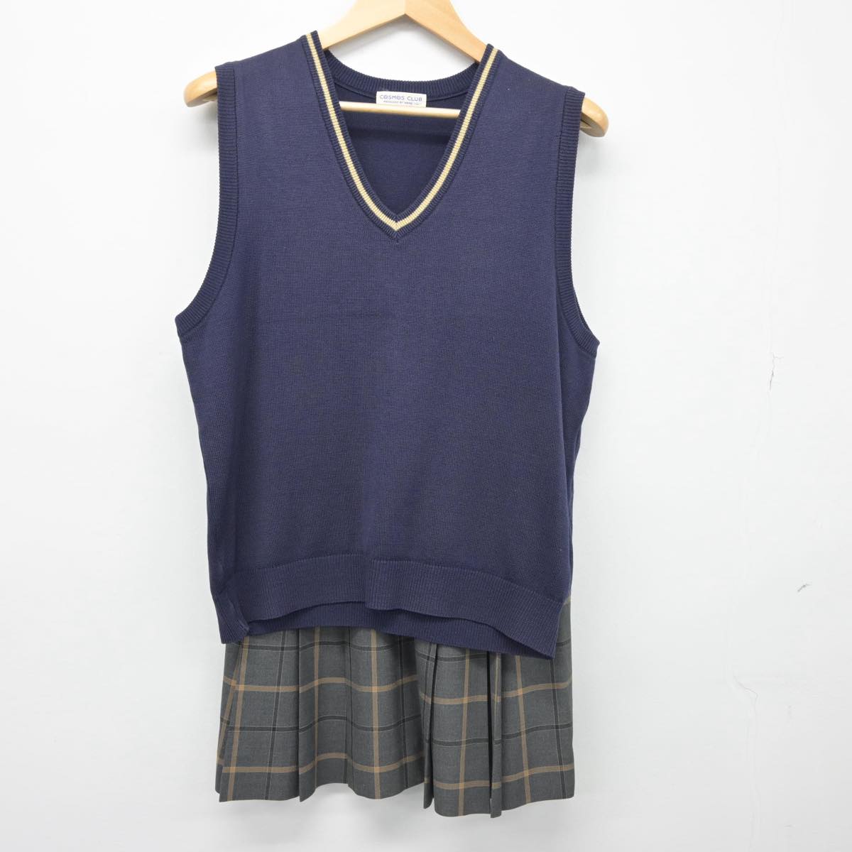 【中古制服】三重県 高田学苑 高田高等学校 女子制服 2点（ニットベスト・スカート）sf027268【リサイクル学生服】 中古制服通販パレイド