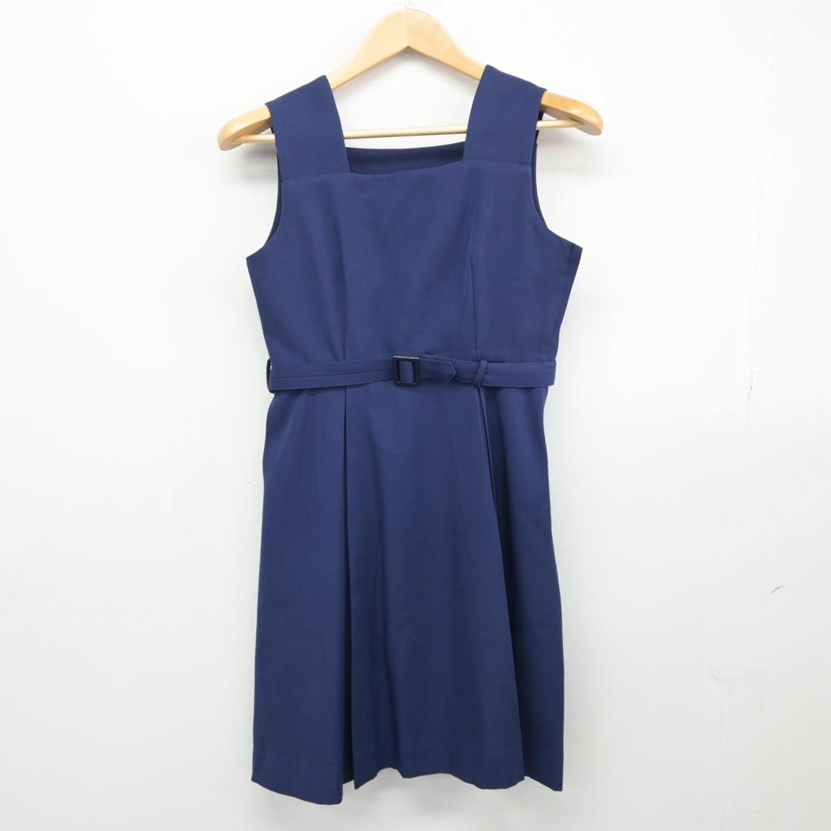 【中古制服】神奈川県 カリタス女子中学高等学校 女子制服 1点(ジャンパースカート)sf027599【リサイクル学生服】 中古制服通販パレイド