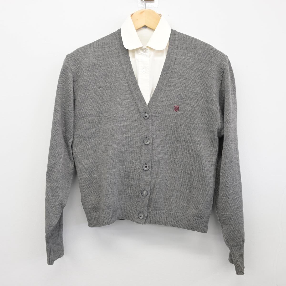 【中古制服】愛知県 中部大学春日丘高等学校 女子制服 2点（シャツ・ニット）sf027703【リサイクル学生服】 中古制服通販パレイド