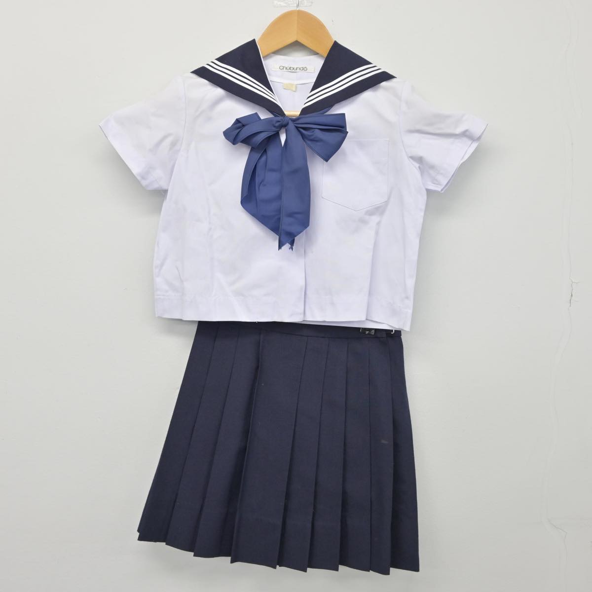 【中古制服】大分県 大分大学教育学部附属小学校 女子制服 3点（セーラー服・スカート）sf027792【リサイクル学生服】 中古制服通販パレイド