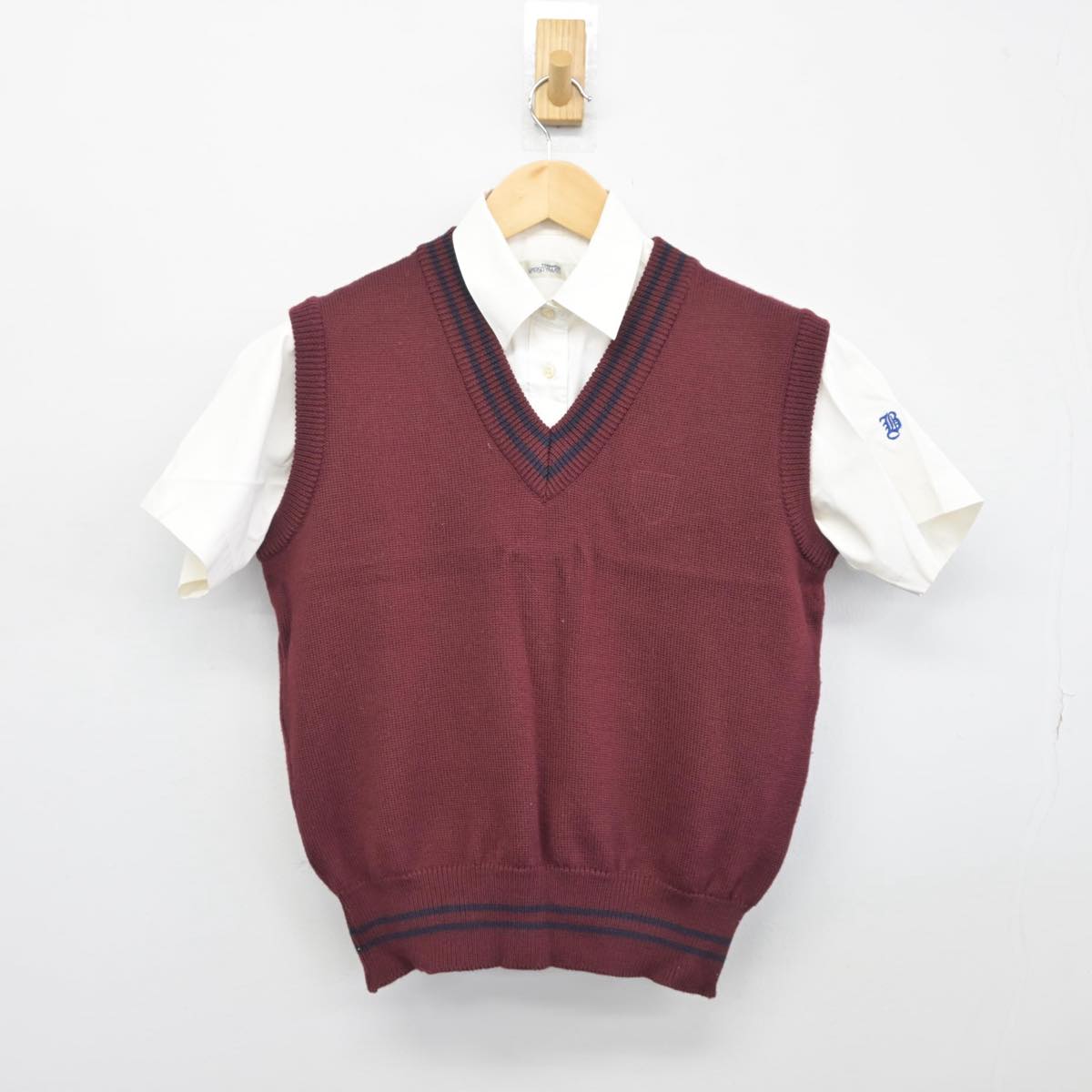 【中古制服】東京都 文教大学附属中学校・高等学校旧モデル 女子制服 2点(ニットベスト・シャツ)sf027943【リサイクル学生服