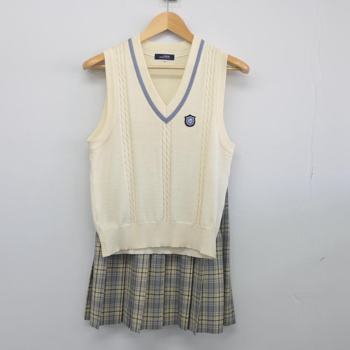 【中古制服】北海道 札幌北斗高等学校 女子制服 2点（ニットベスト・スカート）sf028395【リサイクル学生服】 中古制服通販パレイド