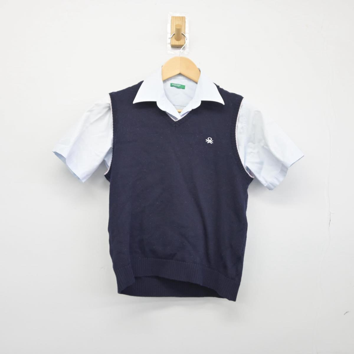 【中古制服】大分県 大分国際情報高等学校 女子制服 2点（ニットベスト・シャツ）sf028424【リサイクル学生服】 中古制服通販パレイド