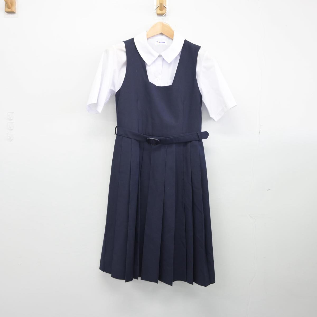 【中古制服】埼玉県 越谷市立南中学校 女子制服 2点（シャツ・ジャンパースカート）sf028508【リサイクル学生服】 中古制服通販パレイド