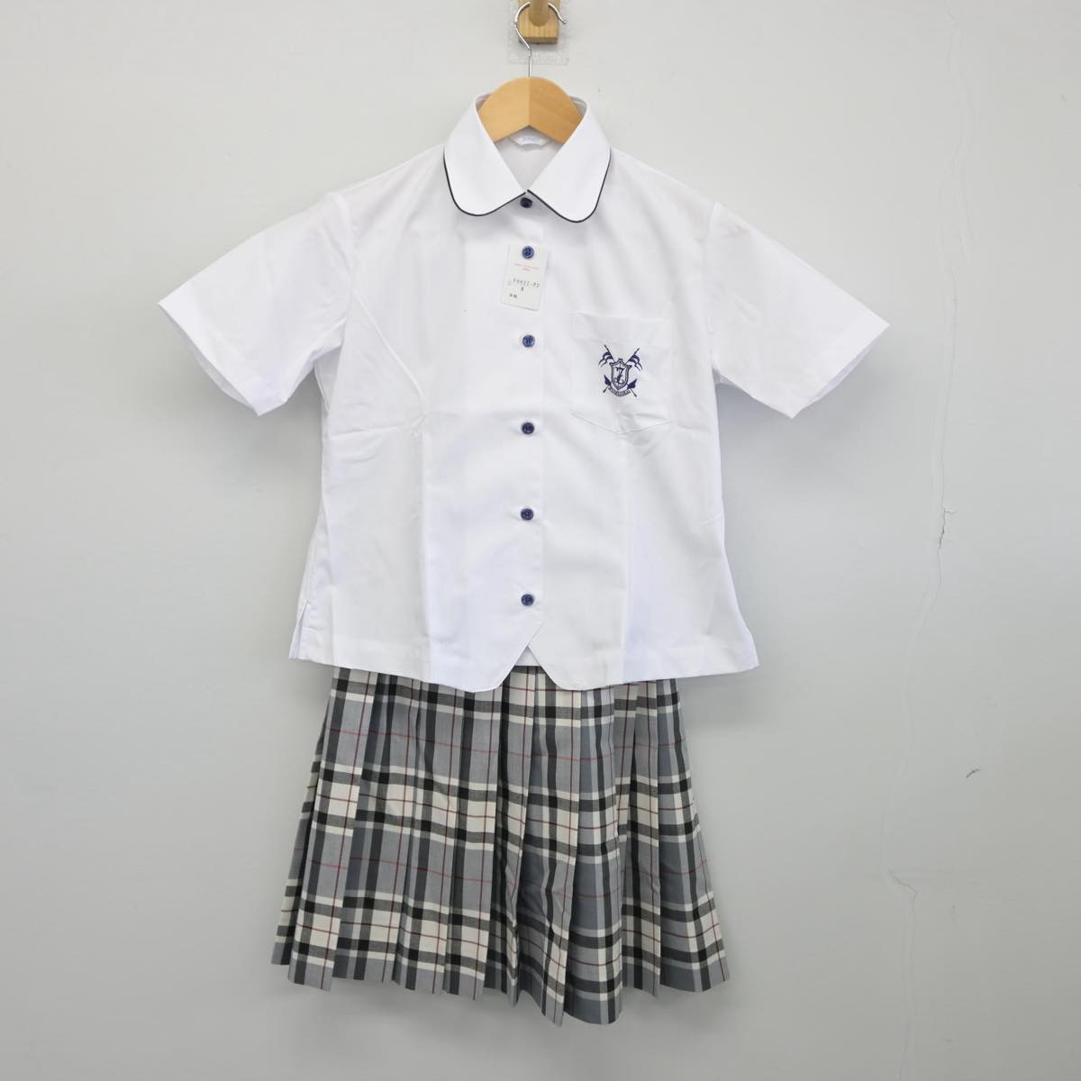【中古制服】東京都 富士見丘高等学校 女子制服 4点（シャツ・スカート）sf028626【リサイクル学生服】 中古制服通販パレイド