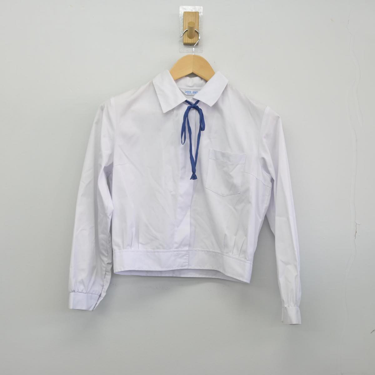 【中古制服】大阪府 岸和田市立山直中学校 女子制服 4点（シャツ）sf028906【リサイクル学生服】 中古制服通販パレイド