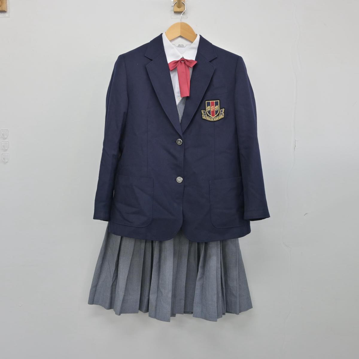 【中古制服】沖縄県 興南中学校・高等学校 女子制服 5点（ブレザー・ベスト・シャツ・スカート）sf028915【リサイクル学生服】 中古