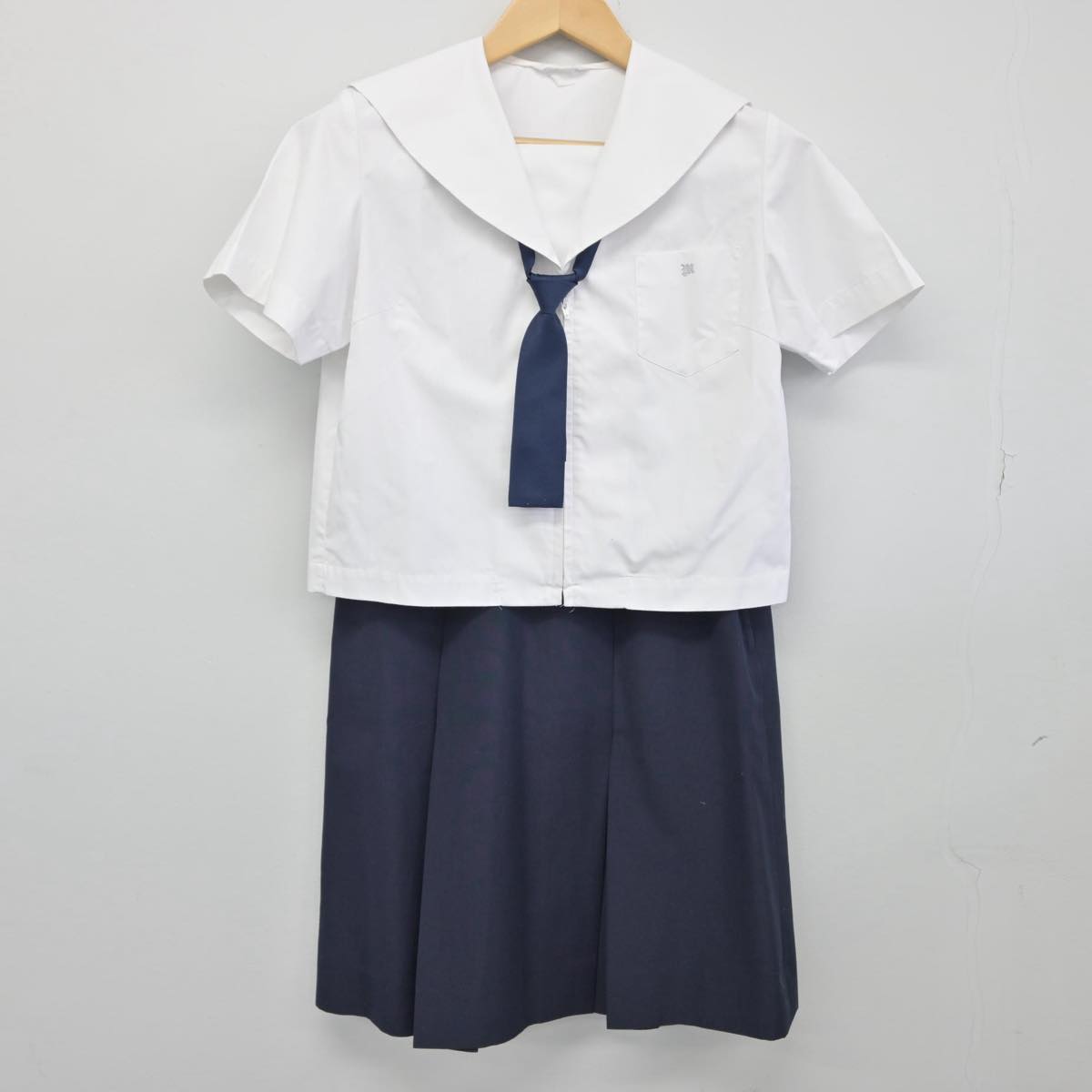 【中古制服】秋田県 秋田南高等学校 女子制服 4点（セーラー服・スカート）sf028928【リサイクル学生服】 中古制服通販パレイド
