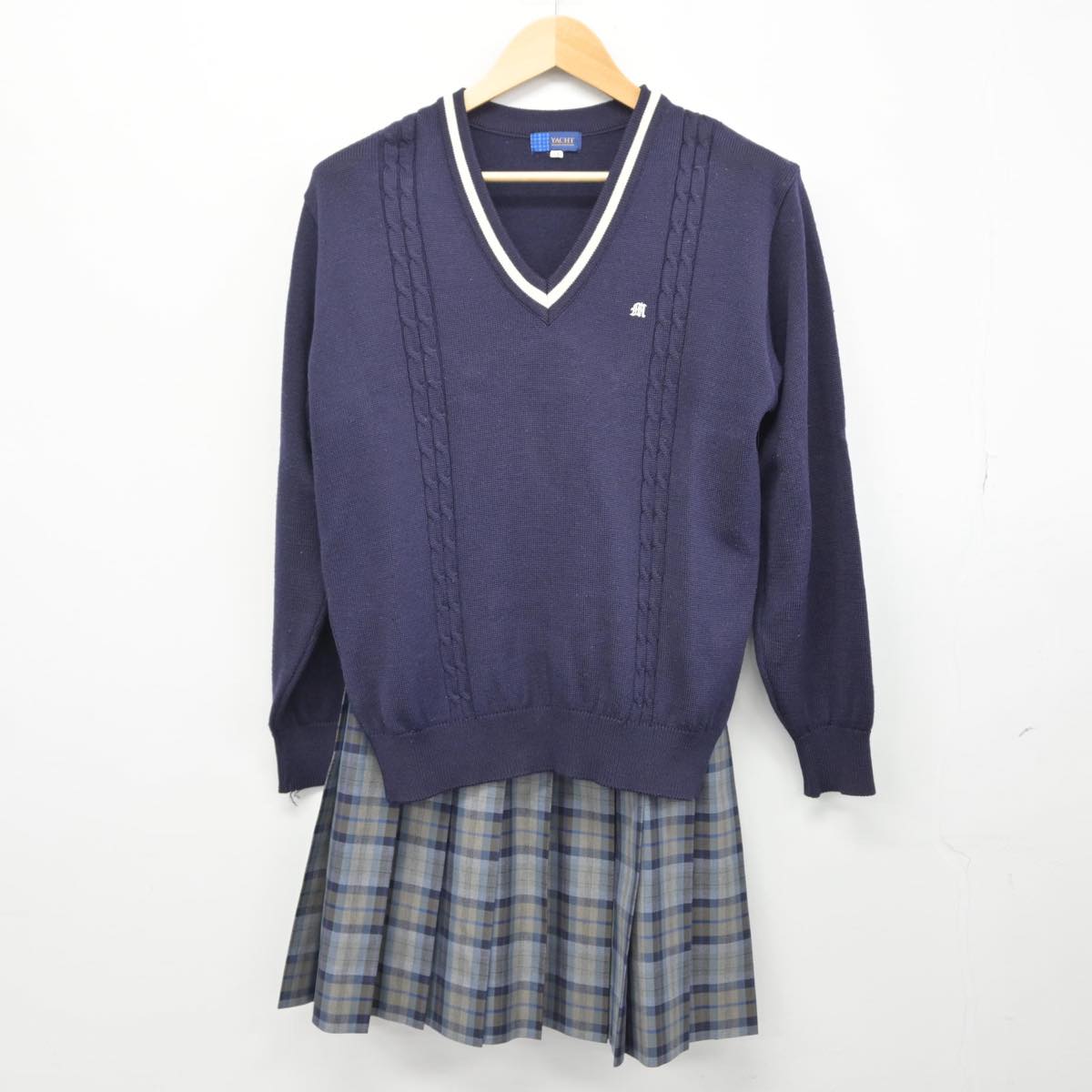 【中古制服】千葉県 松戸高等学校 女子制服 2点（ニット・スカート）sf028995【リサイクル学生服】 中古制服通販パレイド