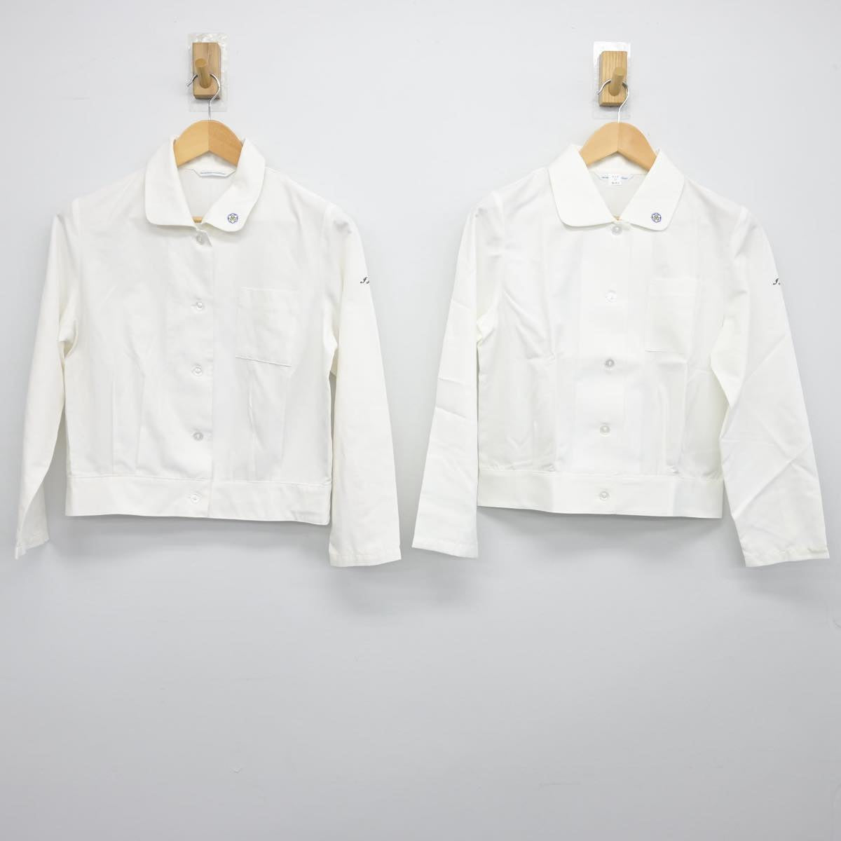 【中古】岩手県 岩手女子高等学校 女子制服 2点（シャツ）sf029464 中古制服通販パレイド