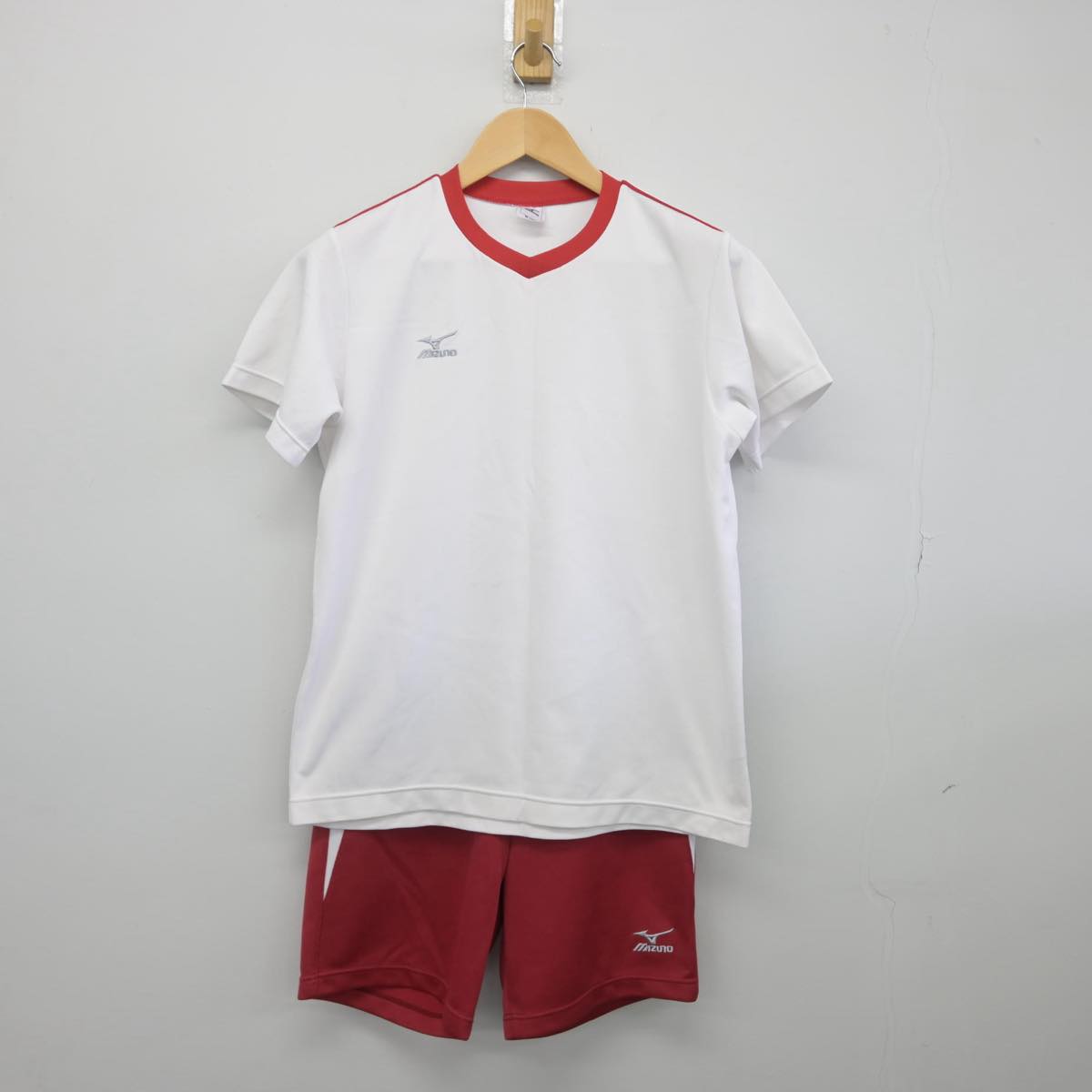 【中古】岐阜県 中京高等学校 女子制服 2点（体操服 上・体操服 下）sf029670 中古制服通販パレイド