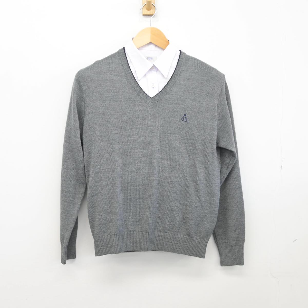 【中古】神奈川県 横浜創学館高等学校 女子制服 3点(ニット・シャツ)sf029717 中古制服通販パレイド