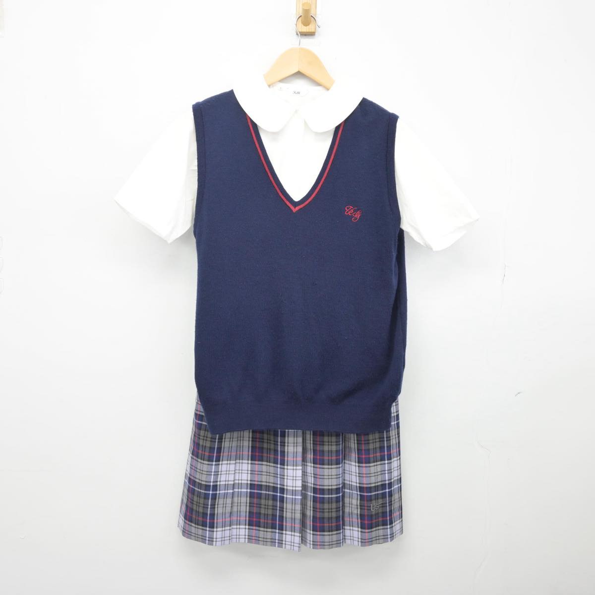 【中古】埼玉県 浦和学院高等学校 女子制服 3点（ニットベスト・シャツ・スカート）sf029809 中古制服通販パレイド
