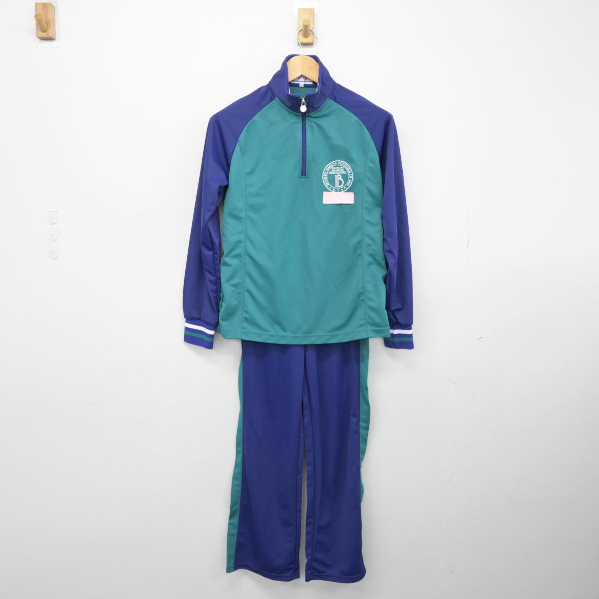 【中古】東京都 文京学院大学女子中学校・高等学校 女子制服 3点（ジャージ 上・体操服 上・ジャージ 下）sf029820 中古制服通販パレイド