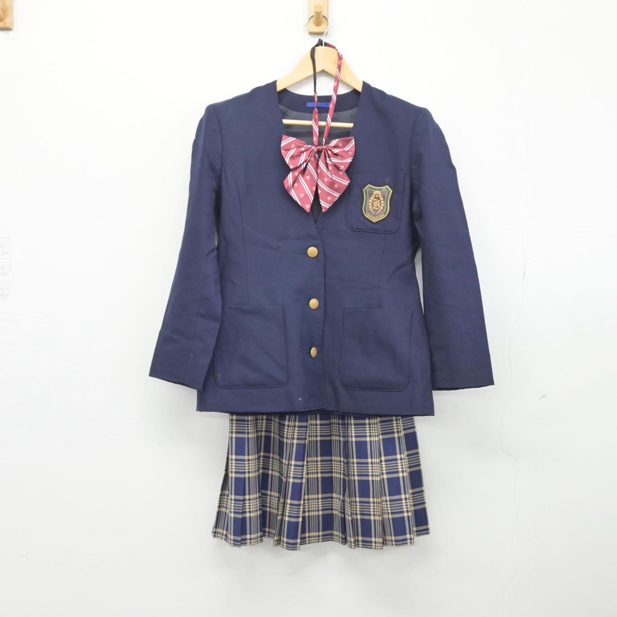 【中古】埼玉県 山村学園高等学校 女子制服 3点(ブレザー・スカート)sf030107 中古制服通販パレイド