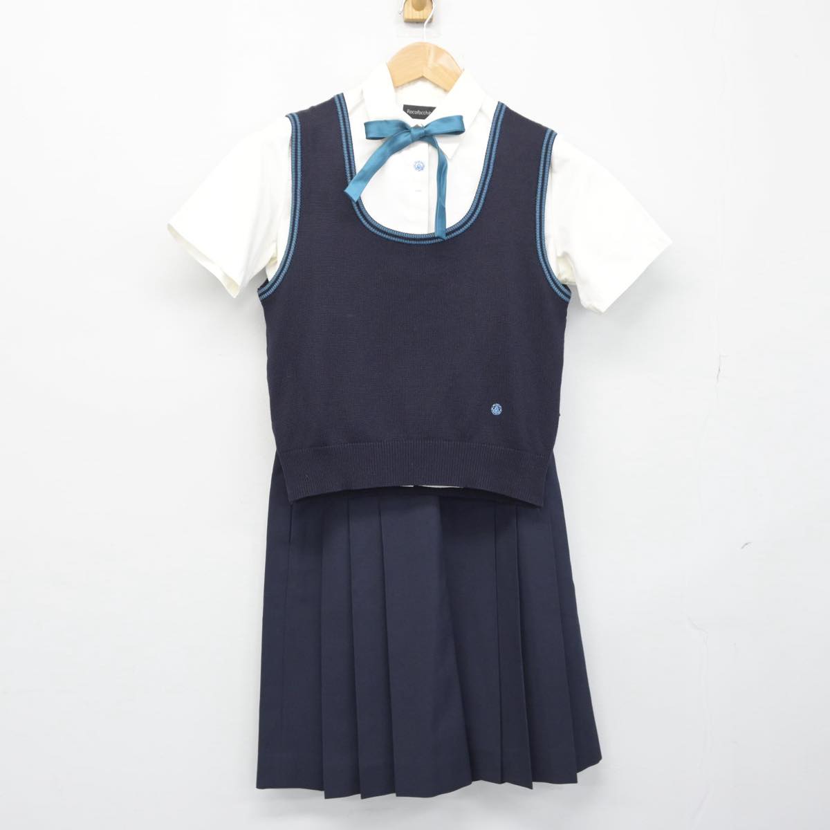 【中古】広島県 広島女学院中学高等学校 女子制服 5点（シャツ・ニットベスト・スカート）sf030599 中古制服通販パレイド