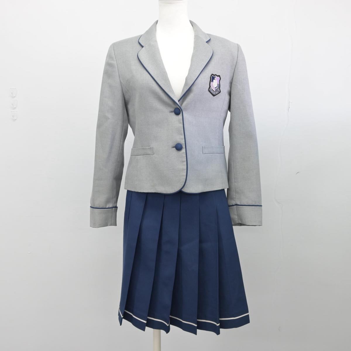 【中古】広島県 進徳女子高等学校 女子制服 2点（ブレザー・スカート）sf030841 中古制服通販パレイド