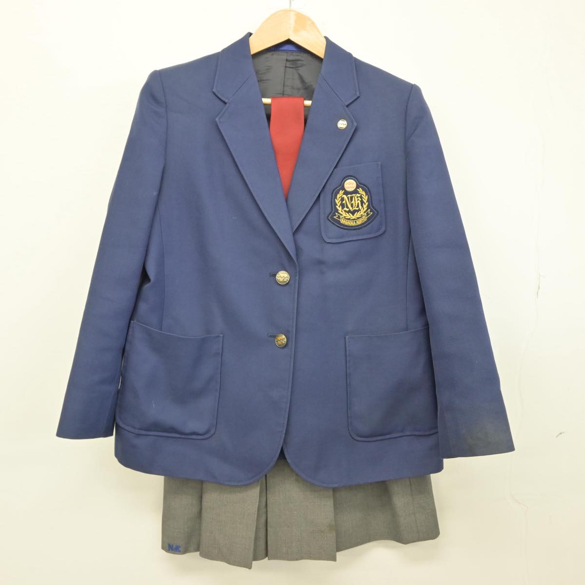 【中古】新潟県 長岡向陵高等学校 女子制服 5点（ブレザー・スカート・スカート）sf031090 中古制服通販パレイド