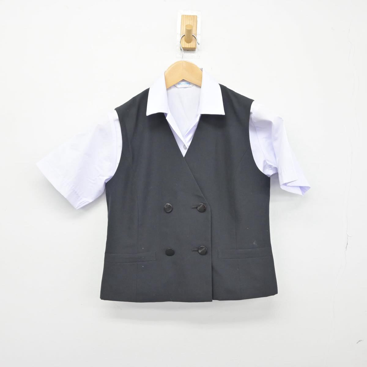 【中古】静岡県 沼津東高校 女子制服 2点（ベスト・シャツ）sf031299 中古制服通販パレイド