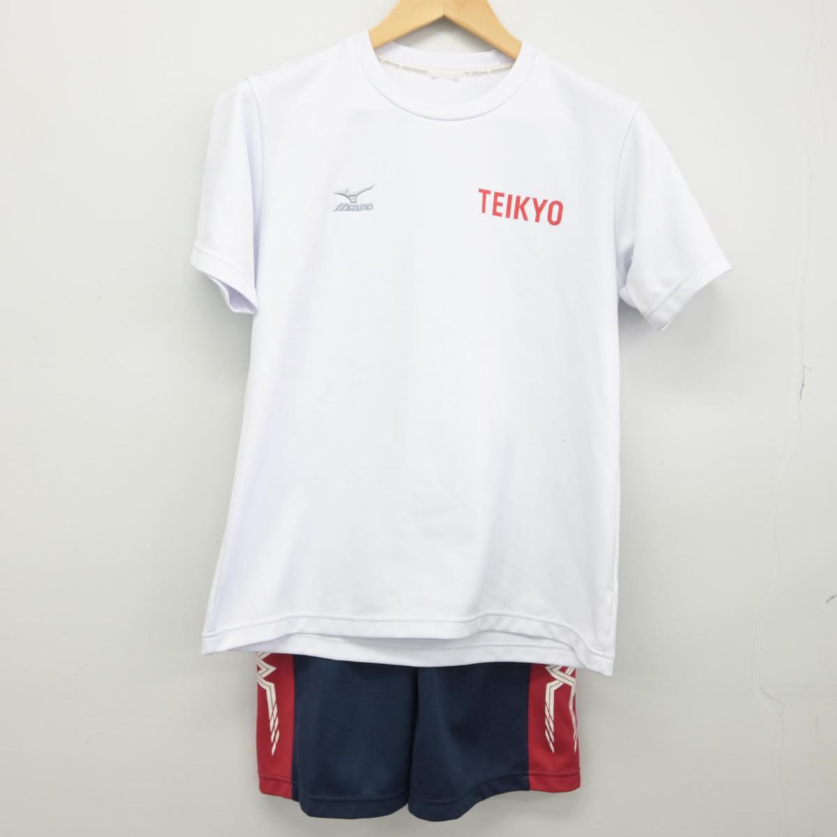 【中古】東京都 帝京中学校 女子制服 2点(体操服 上・体操服 下)sf031664 中古制服通販パレイド