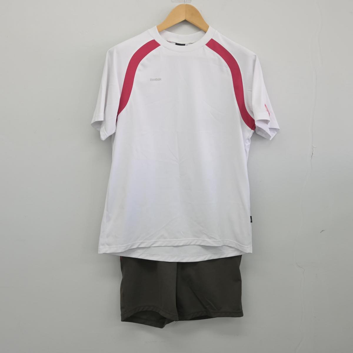 【中古】愛知県 名古屋経済大学市邨高等学校 男子制服 2点（体操服 上・体操服 下）sf031848 中古制服通販パレイド