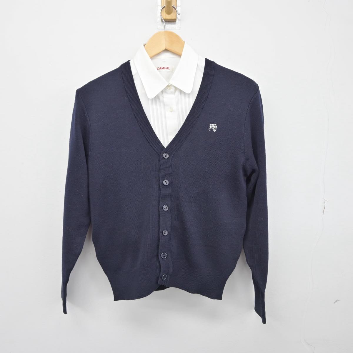 【中古】千葉県 千葉明徳高等学校 女子制服 2点（ニット・シャツ）sf031921 中古制服通販パレイド