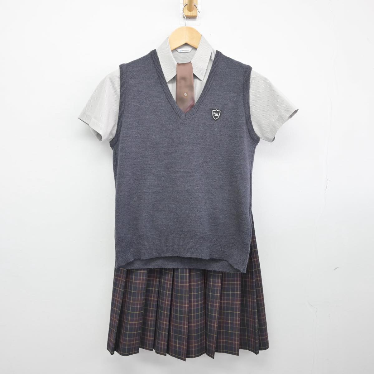 【中古】山口県 野田学園中学高等学校 女子制服 5点（ニットベスト・シャツ・スカート）sf032303 中古制服通販パレイド
