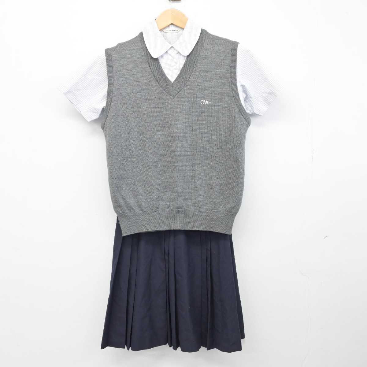 【中古】大分県 大分西高等学校 女子制服 3点（ニットベスト・シャツ・スカート）sf032826 中古制服通販パレイド