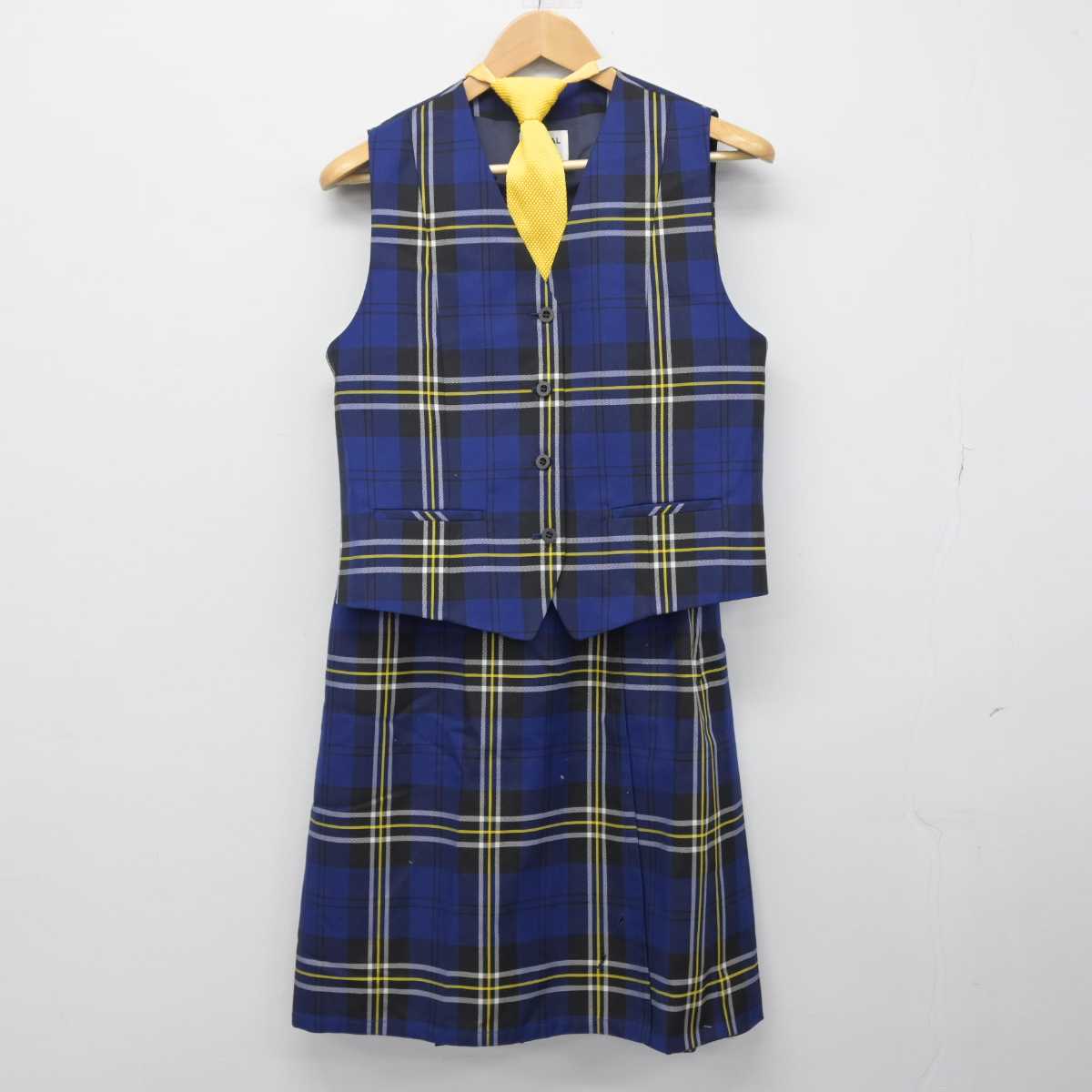 【中古】大阪府 堺リベラル中学校 女子制服 3点(ベスト・スカート)sf033021 中古制服通販パレイド