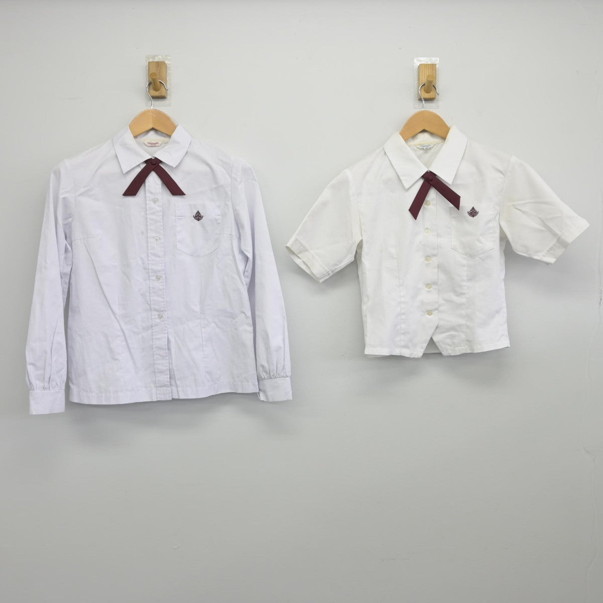 【中古】熊本県 熊本商業高等学校 女子制服 2点（シャツ・シャツ）sf033216 中古制服通販パレイド