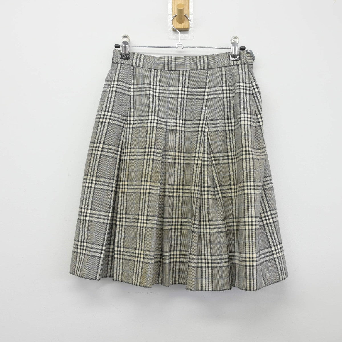【中古】東京都 富士見中学高等学校 女子制服 1点（スカート）sf033297 中古制服通販パレイド
