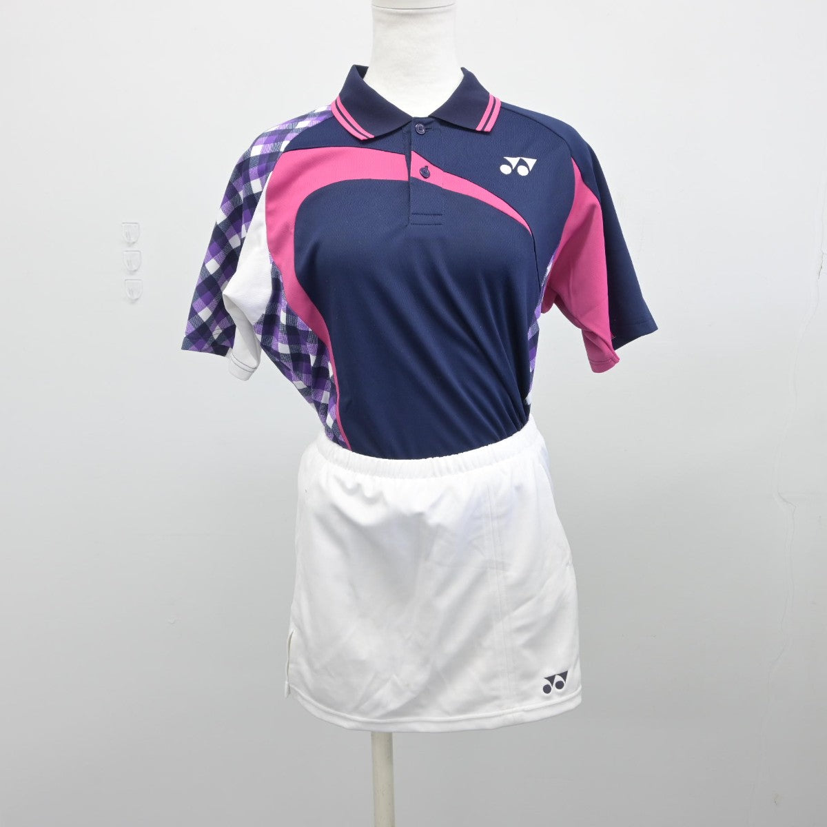 【中古】千葉県 市川市立下貝塚中学校ソフトテニス部ユニフォーム 女子制服 2点(部活ユニフォーム 上・部活ユニフォーム 下)sf03339
