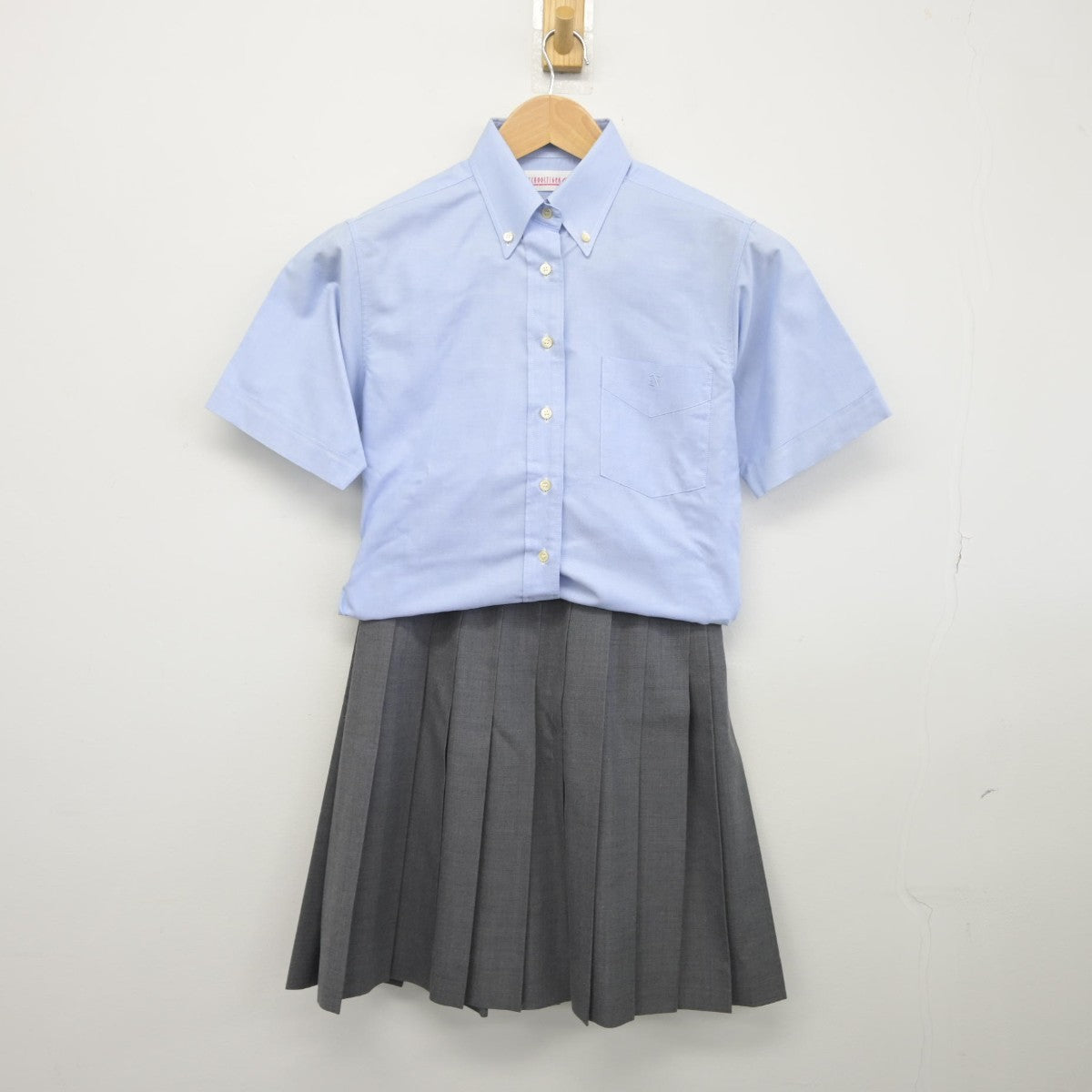 【中古】東京都 東京農業大学第三高等学校 女子制服 2点（シャツ・スカート）sf033617 中古制服通販パレイド