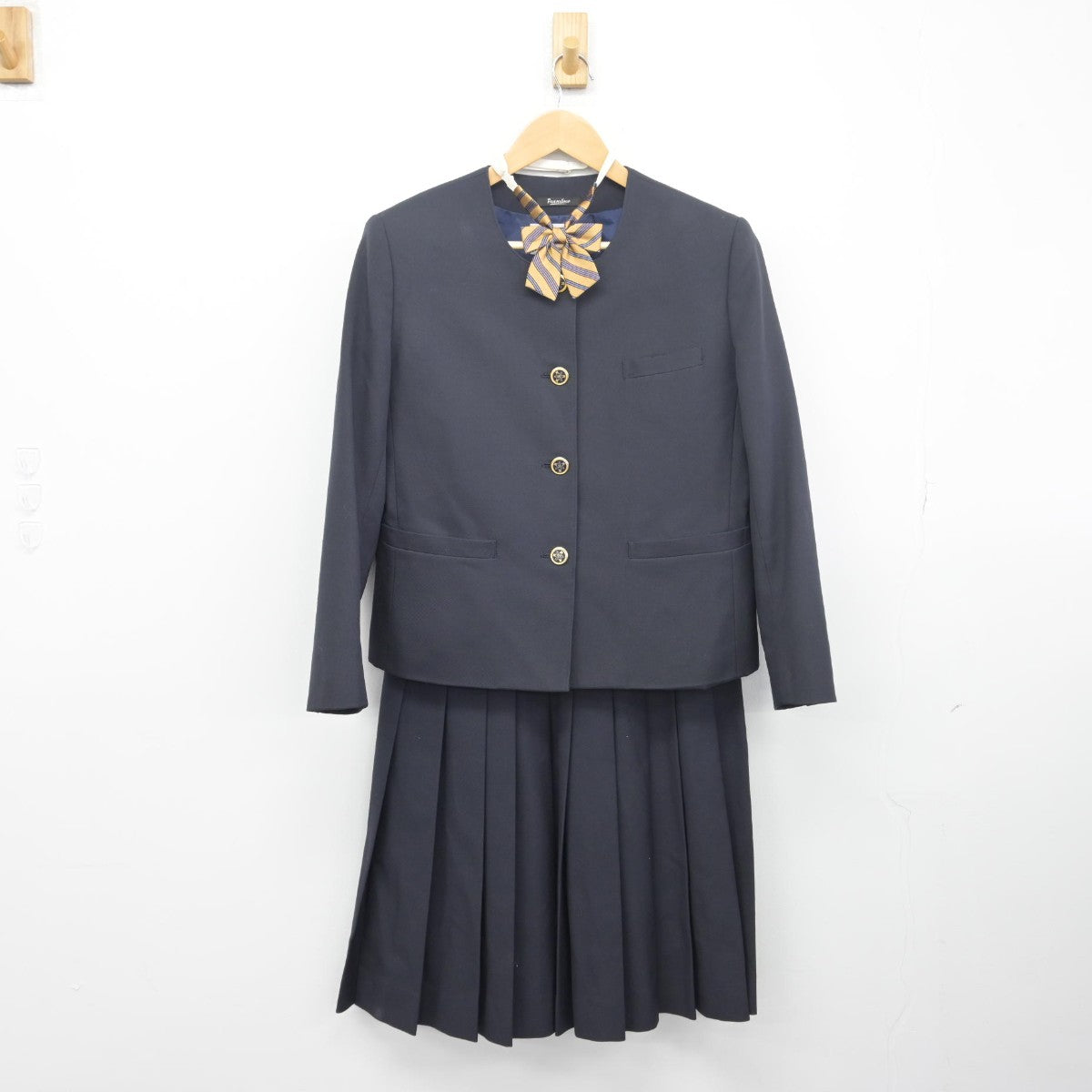 【中古】静岡県 富士市立吉原第一中学校 女子制服 3点（ブレザー・スカート）sf033790 中古制服通販パレイド