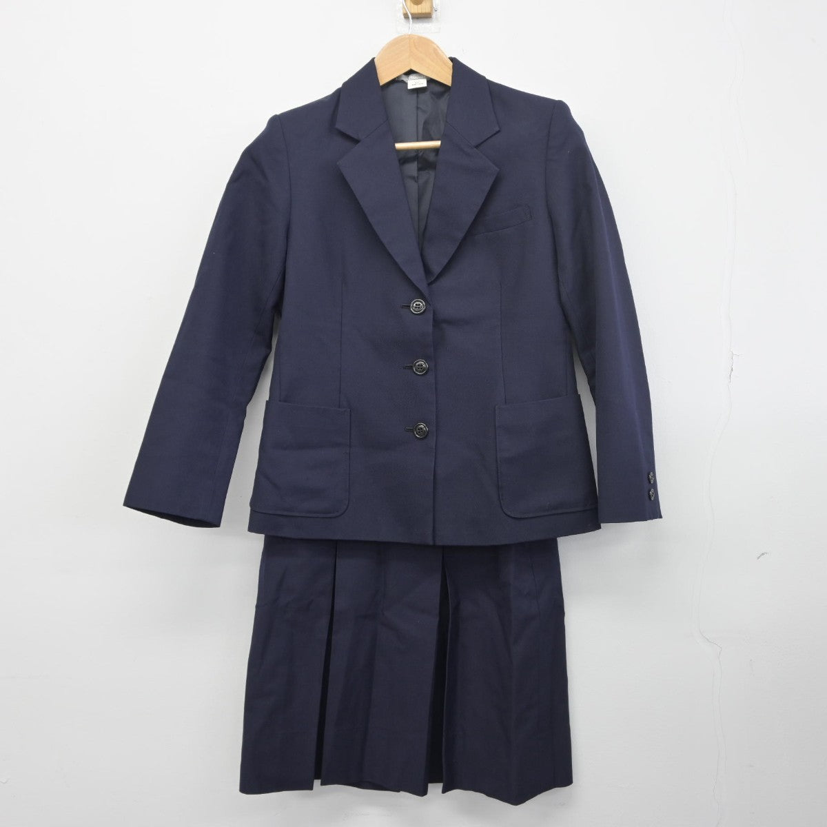 【中古】大阪府 寝屋川高等学校 女子制服 3点（ブレザー・スカート）sf034036 中古制服通販パレイド