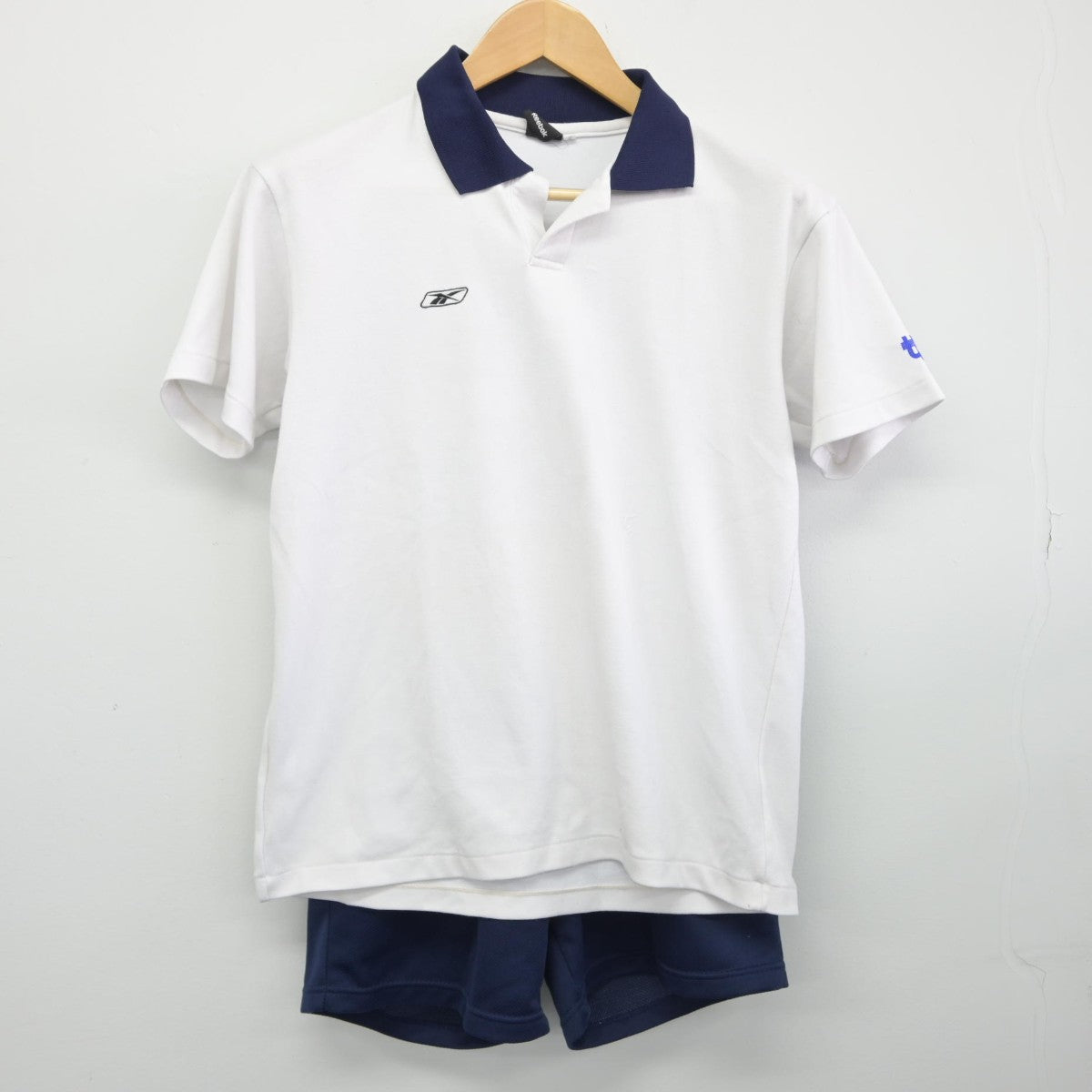 【中古】長崎県 長崎純心高等学校 女子制服 2点(体操服 上・体操服 下)sf034334 中古制服通販パレイド