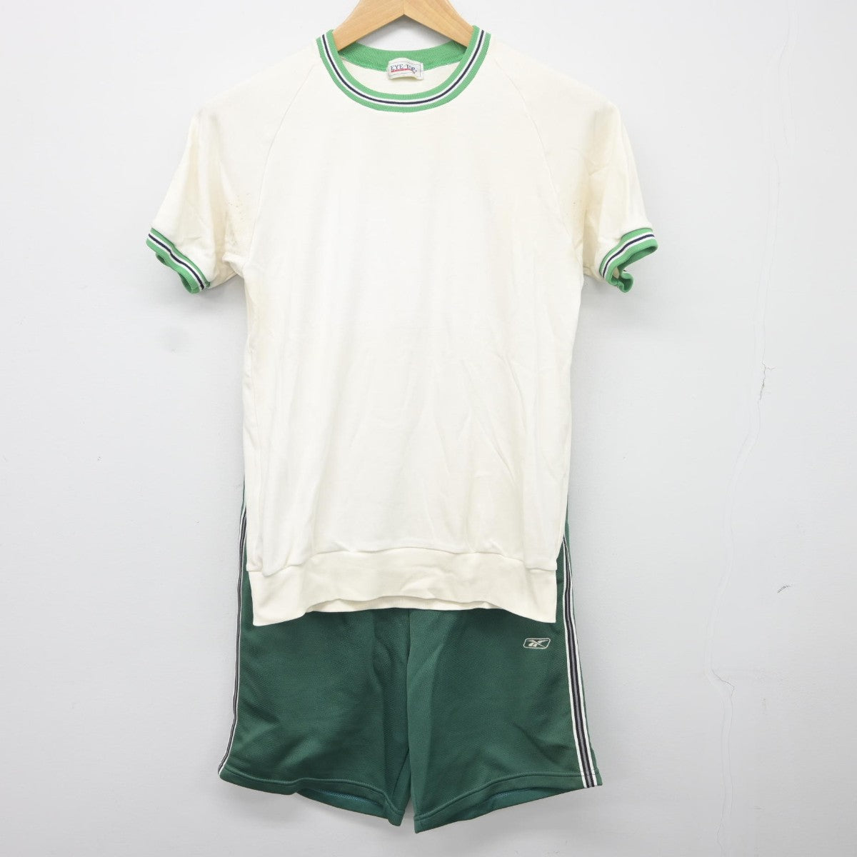 【中古】大阪府 関西大学第一中学校・高等学校 女子制服 2点（体操服 上・体操服 下）sf034549 中古制服通販パレイド