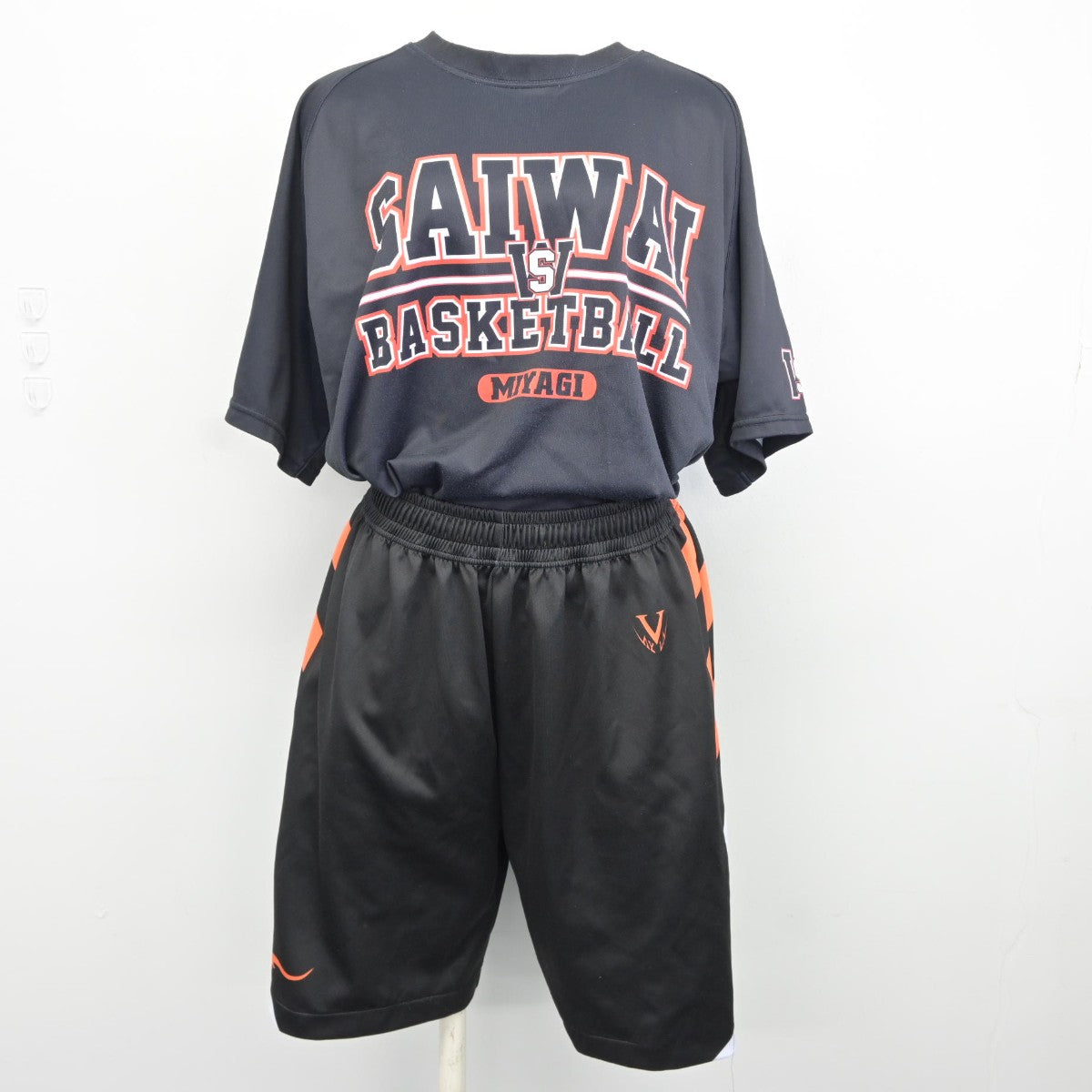 【中古】宮城県 仙台市立幸町中学校バスケットボール部ユニフォーム 女子制服 3点（部活ユニフォーム 上・部活ユニフォーム 下）sf0347