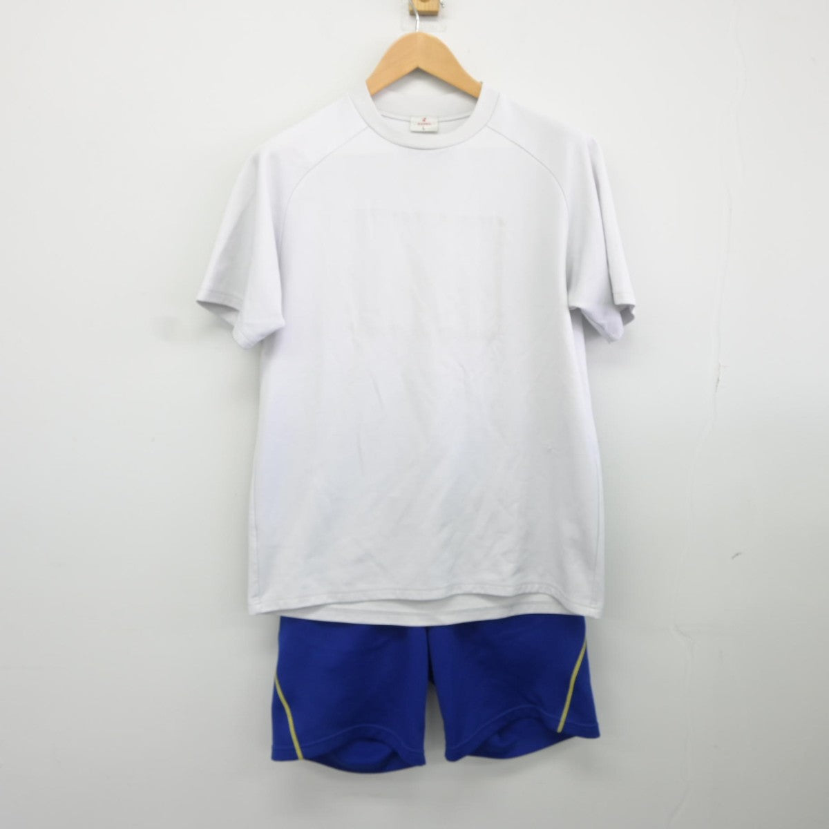 【中古】福岡県 横手中学校 女子制服 2点(体操服 上・体操服 下)sf034805 中古制服通販パレイド