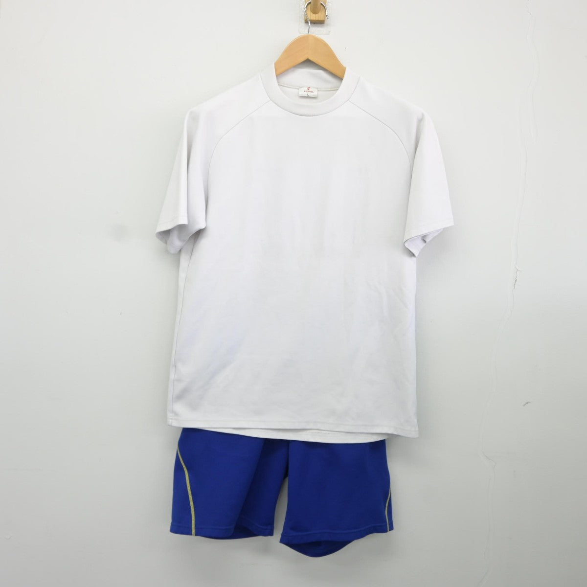 【中古】福岡県 横手中学校 女子制服 2点（体操服 上・体操服 下）sf034806 中古制服通販パレイド
