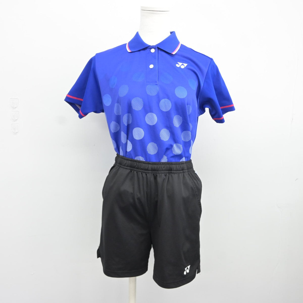 【中古】福岡県 横手中学校テニス部ユニフォーム 女子制服 2点（部活ユニフォーム 上・部活ユニフォーム 下）sf034809 中古制服