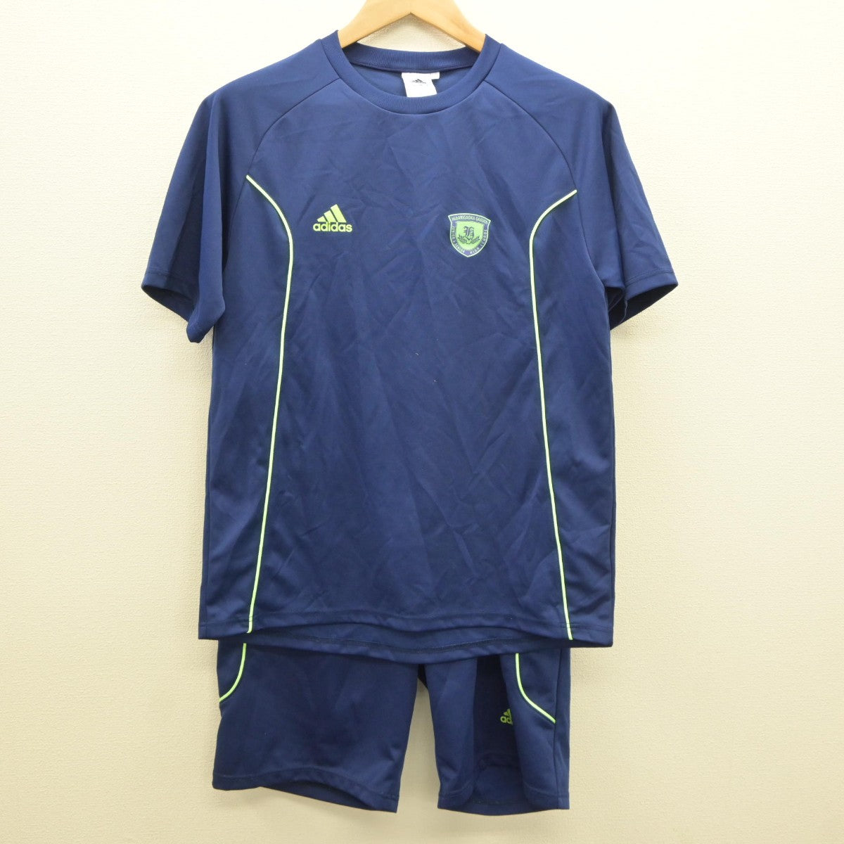 【中古】兵庫県 雲雀丘学園高等学校 女子制服 2点（体操服 上・体操服 下）sf035127 中古制服通販パレイド