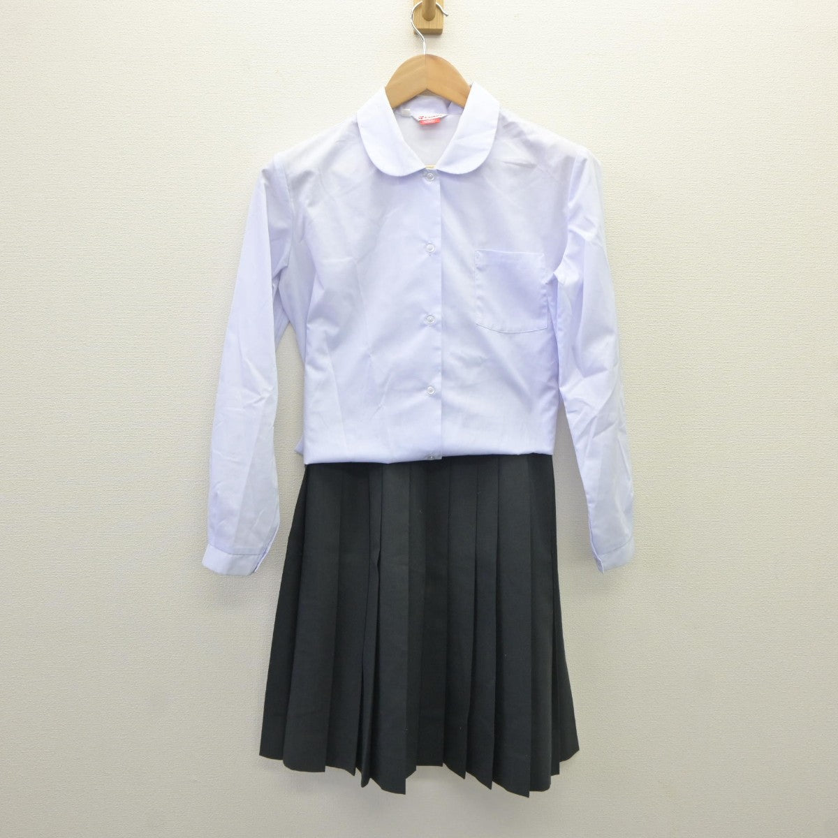 【中古】岡山県 真備東中学校 女子制服 2点（シャツ・スカート）sf035331 中古制服通販パレイド