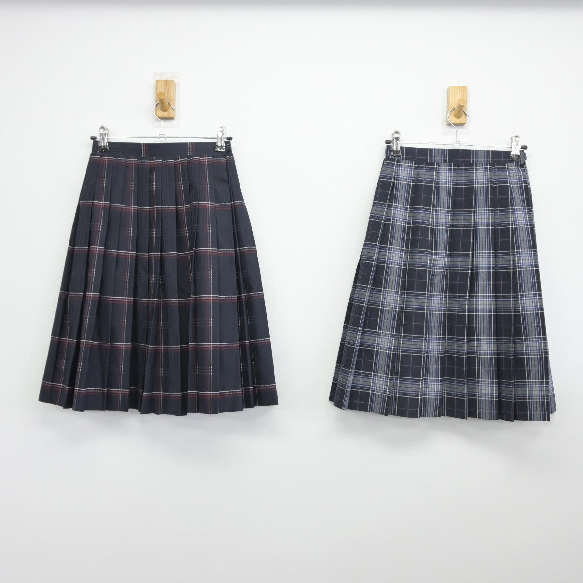 【中古】東京都 文化学園大学杉並中学校 女子制服 2点（スカート）sf036466 中古制服通販パレイド