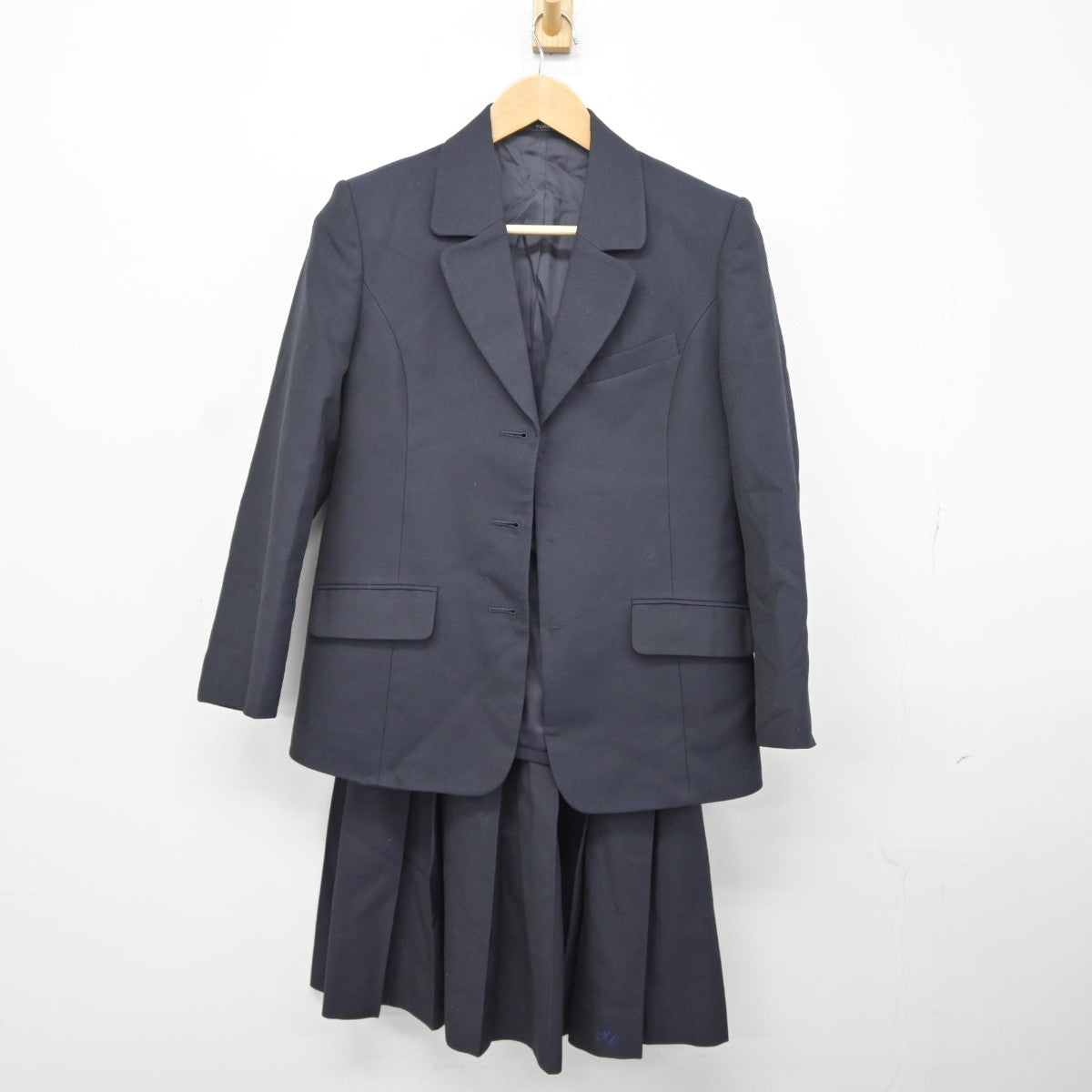 【中古】佐賀県 鳥栖商業高等学校 女子制服 3点（ブレザー・スカート）sf036615 中古制服通販パレイド