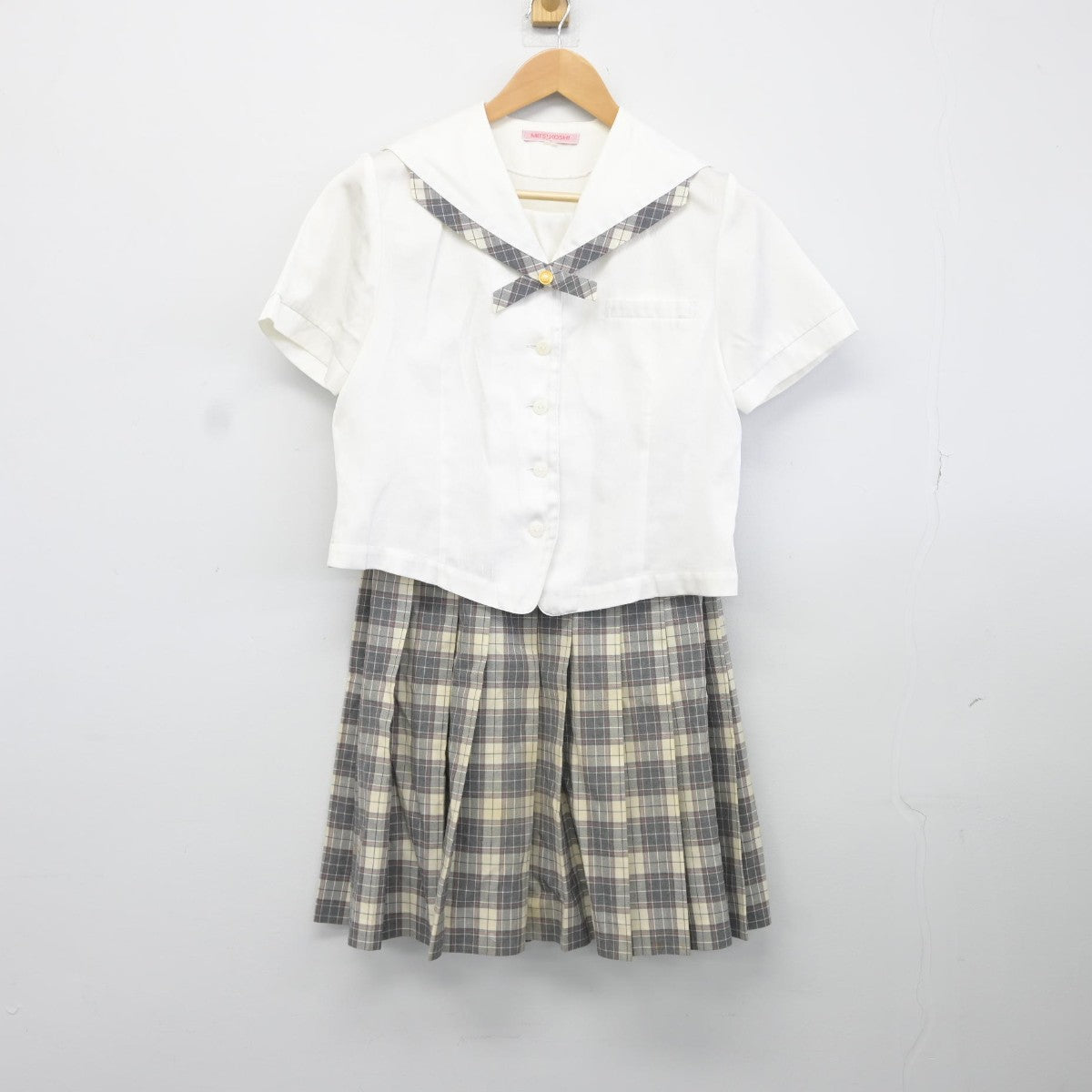 【中古】三重県 伊勢学園高等学校 女子制服 3点（セーラー服・スカート）sf036729 中古制服通販パレイド