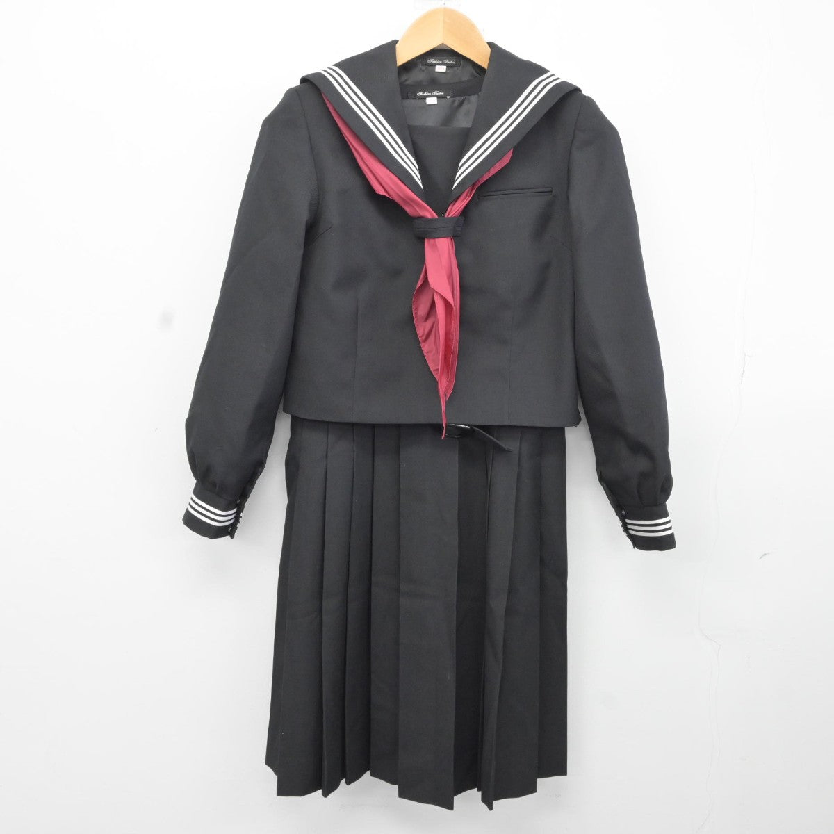 【中古】埼玉県 加須西中学校 女子制服 3点（セーラー服・ジャンパースカート）sf036996 中古制服通販パレイド