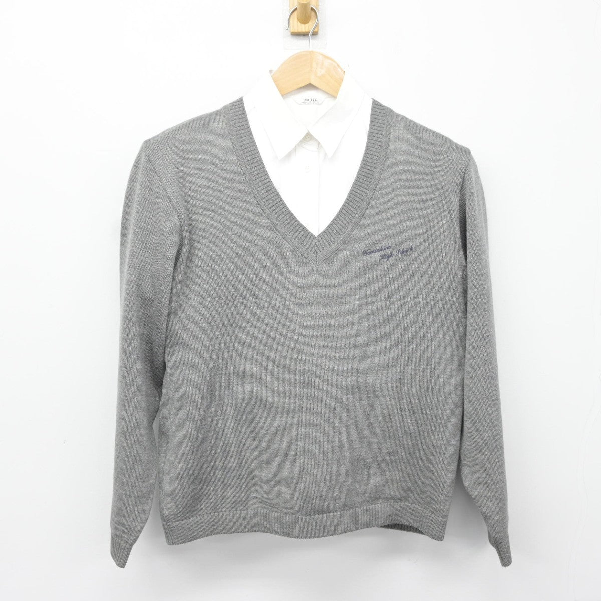 【中古】京都府 山城高等学校 女子制服 2点（ニット・シャツ）sf037147 中古制服通販パレイド