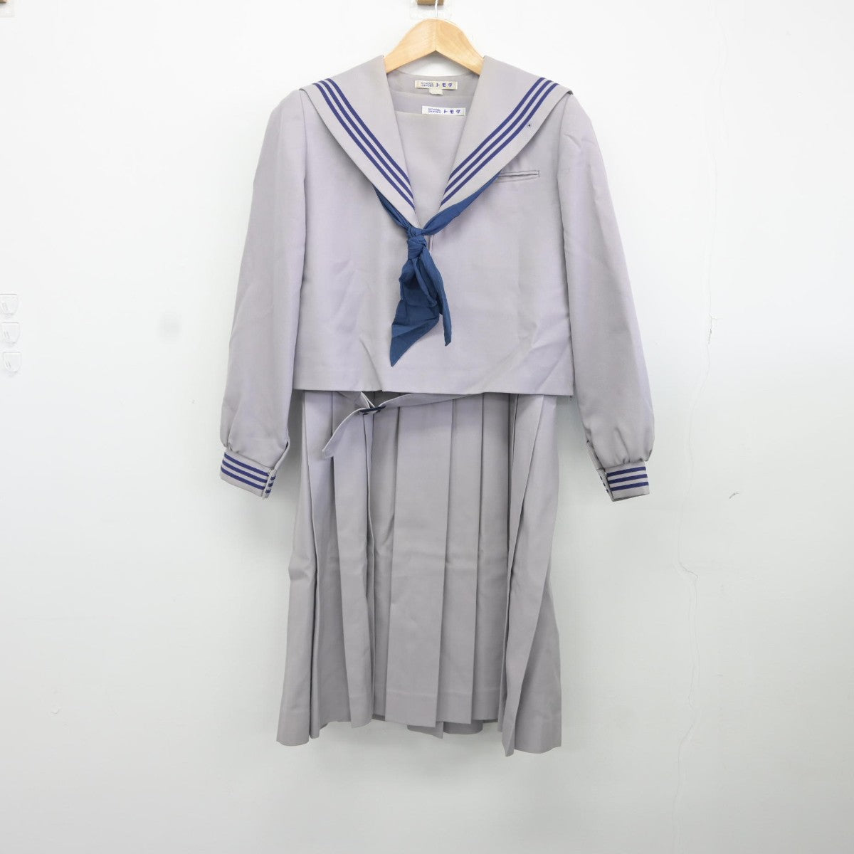 【中古】福岡県 門司学園中学校高等学校 女子制服 4点(セーラー服・ジャンパースカート)sf037198 中古制服通販パレイド