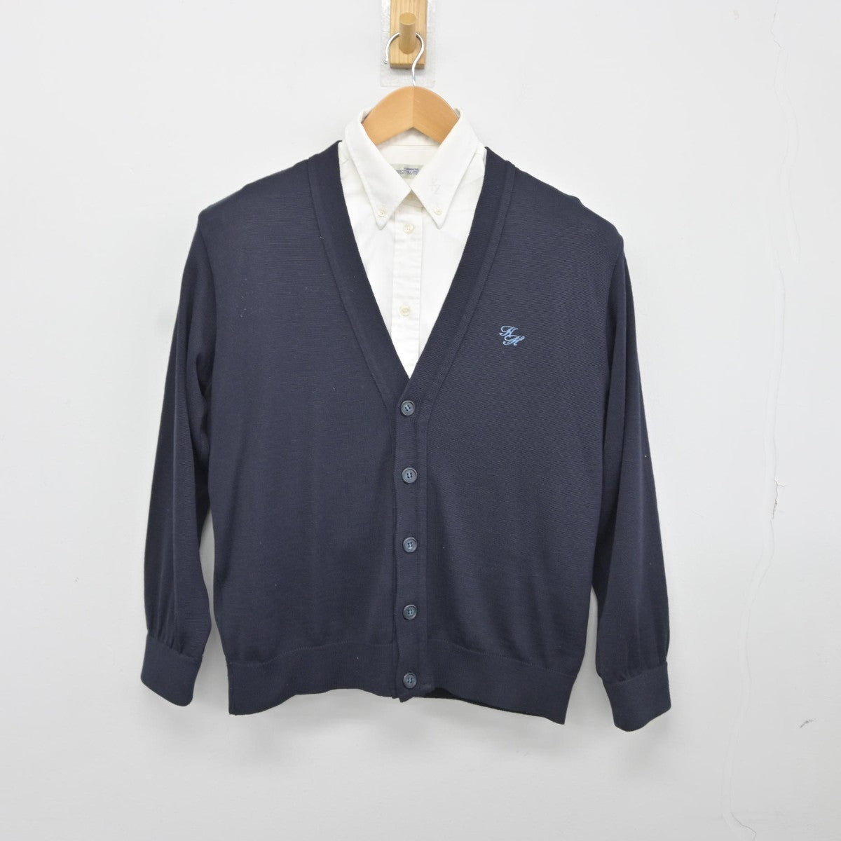 【中古】大阪府 港南造形高等学校 女子制服 2点（ニット・シャツ）sf037314 中古制服通販パレイド